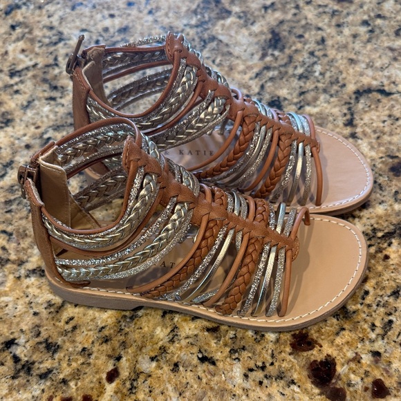 Kelly & Katie | Shoes | Kelly Katie Kids Sandals In Tan And Silver ...